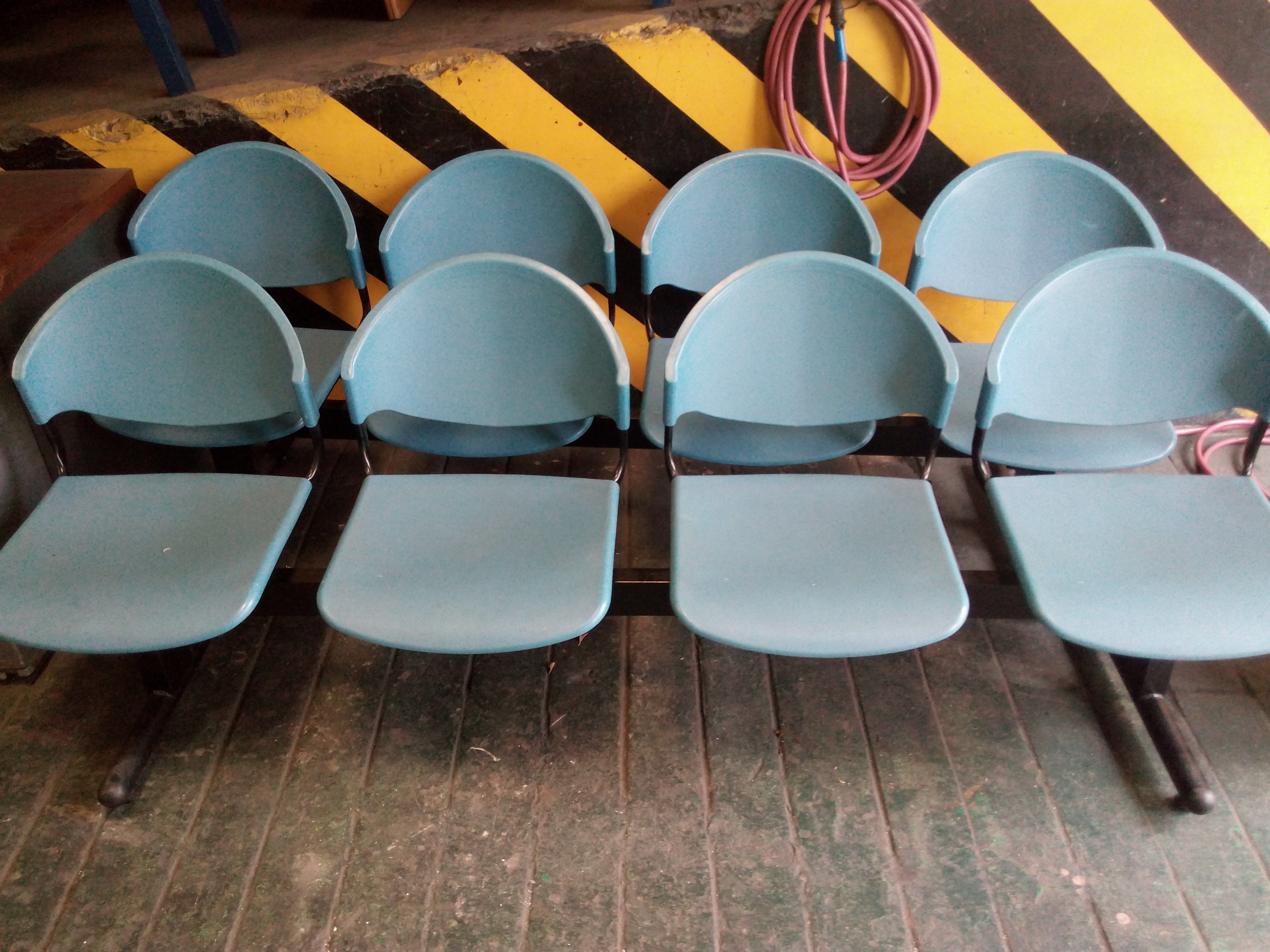 surplus 4 seater gang chair | Used Office Furniture Philippines